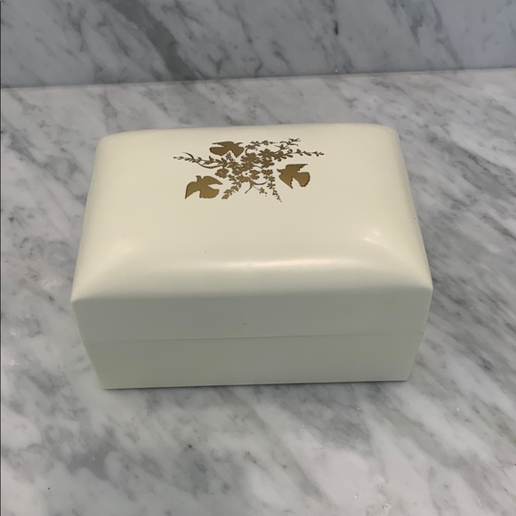 Bath | Vintage Celluloid Plastic Treasury Box | Poshmark